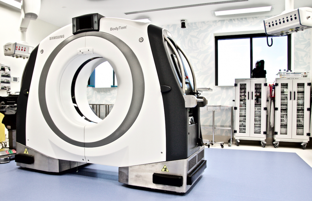 Intraoperative CT and Robot at Epworth Richmond Hospital, Melbourne | C ...